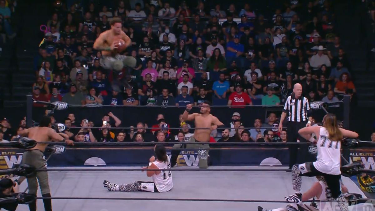 Basketball Themed Trios Title Match Kicks Off Slam Dunk Edition Of AEW ...