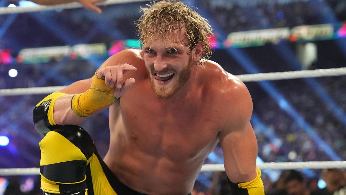 Injured WWE Star Reacts To Logan Paul Using Their Signature Move ...