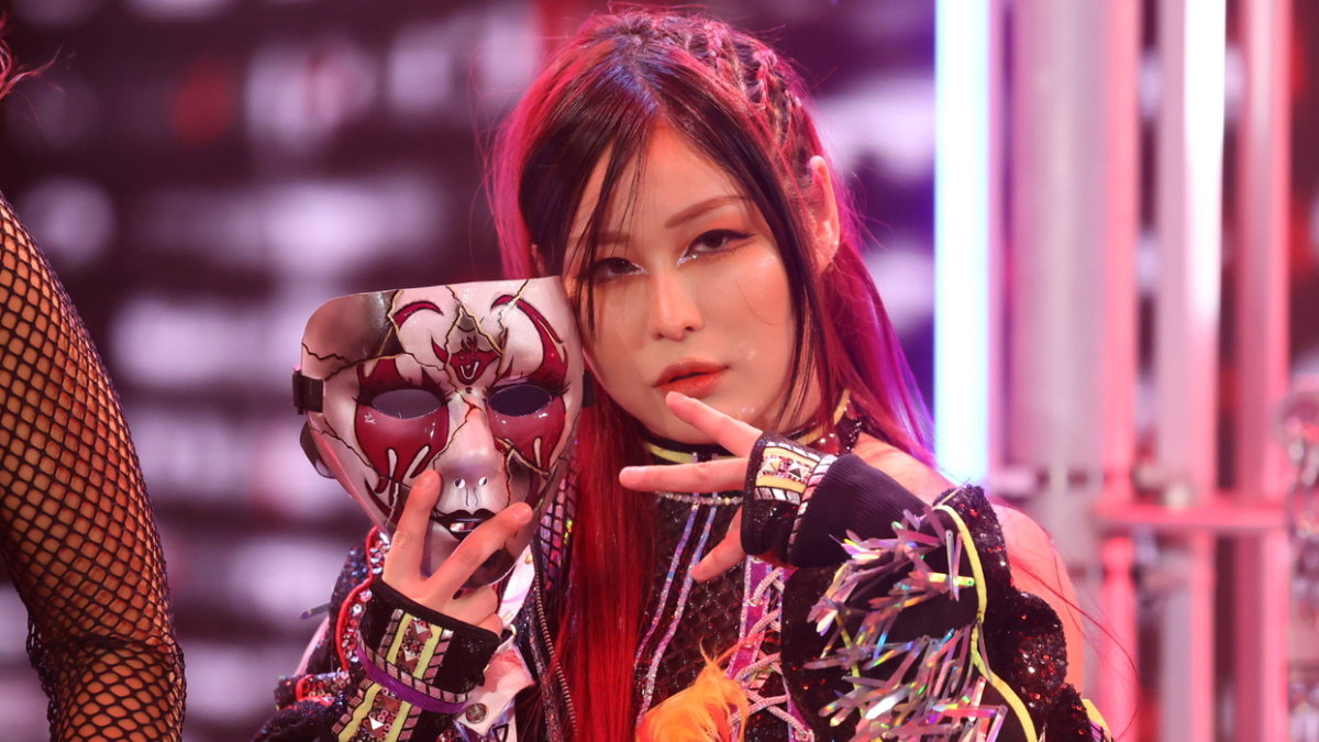 WWE's IYO SKY Wrestles In Crossover Match For Another Promotion ...