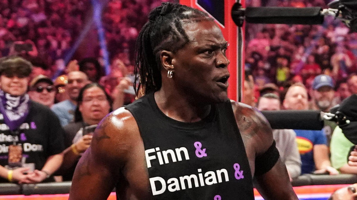 WWE Star Shares Hilarious Photo With R-Truth Ahead Of Raw - WrestleTalk