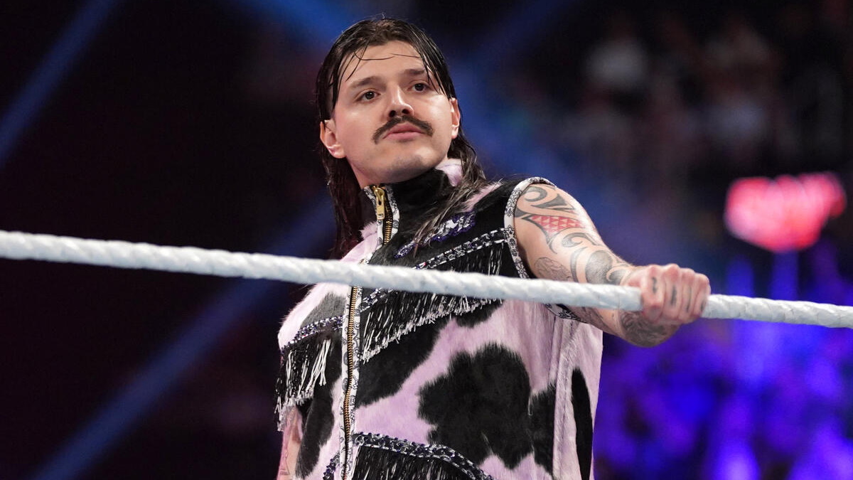 WWE's Dominik Mysterio Breaks Character For Heartwarming Encounter - WrestleTalk