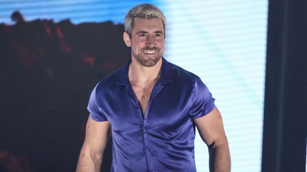 6 Debuts At WWE SmackDown Premiere On USA Network - Page 5 of 6 - WrestleTalk