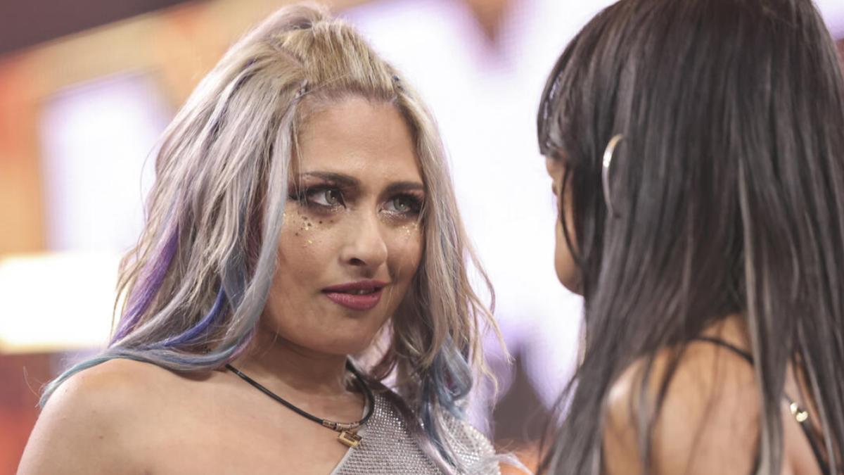 Current Champion Comments On Potential Match With Giulia Following WWE ...