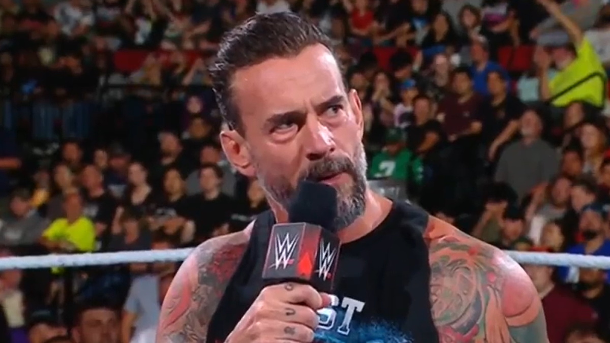 CM Punk Issues 'Promise' To Drew McIntyre For Hell In A Cell Match At ...