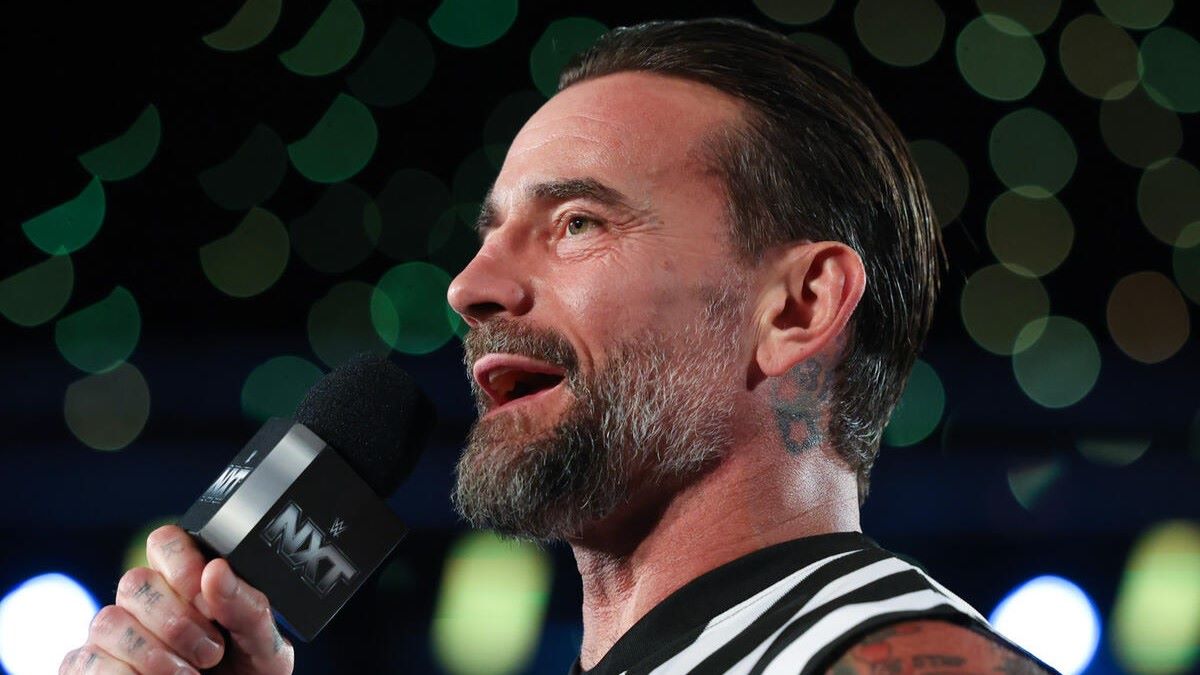CM Punk Gives Chicago Fans Generous Gift After WWE NXT - WrestleTalk