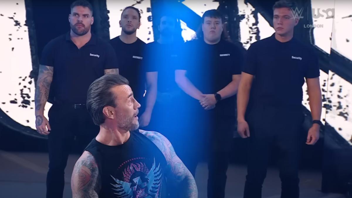 Identities Of Security Guards For WWE SmackDown Contract Signing ...