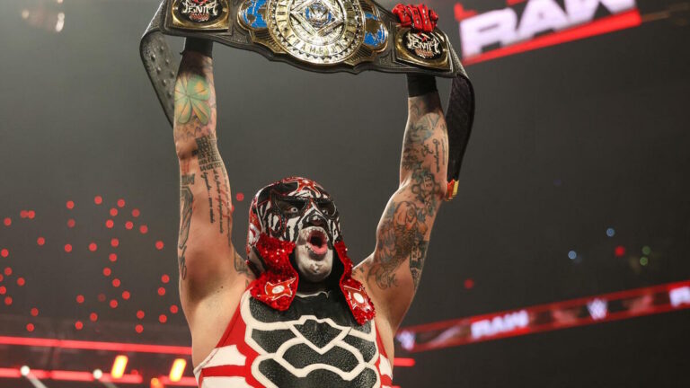 Penta To Defend WWE Intercontinental Championship In AAA - WrestleTalk